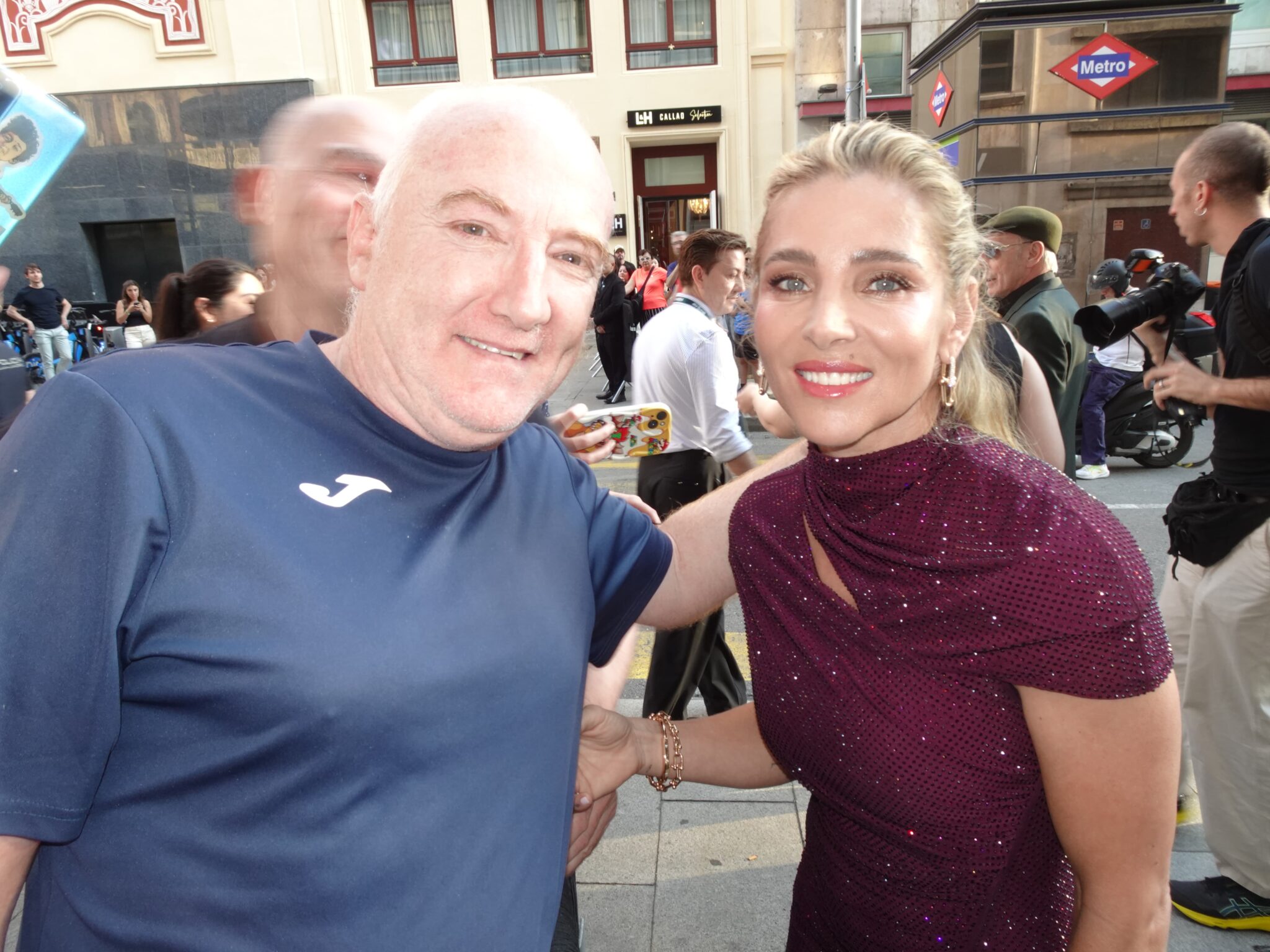 Elsa Pataky, la foto 1.500 de Javier Alonso Navarro – La Voz del Trubia